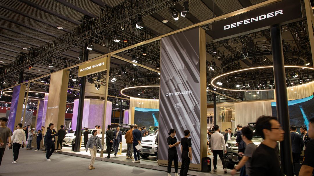 The finale of the auto show year, colorful lighting shines at the 2023 ...
